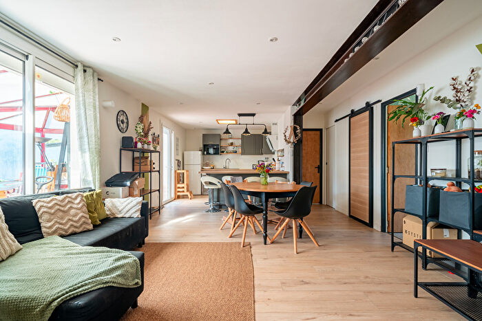 Maison à vendre - Saint-Philbert-de-Grand-Lieu - 5 pièces - 4 chambres