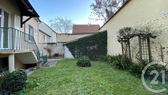 Maison à louer - Chartres - 5 pièces - 3 chambres