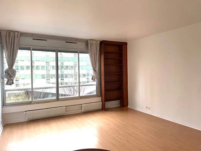 Appartement à louer - Dupleix-Motte Picquet, Paris ème arrondissement - 1 pièce