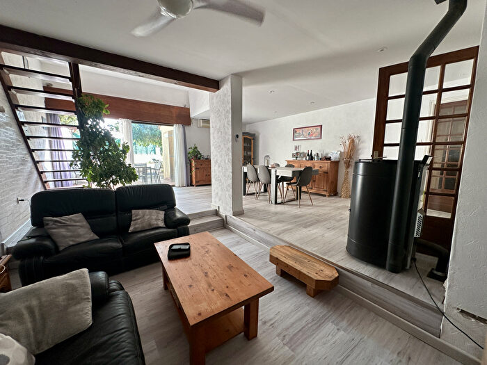 Maison à vendre - Villemolaque - 5 pièces - 3 chambres