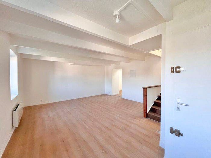 Centre Ville, Morlaix : Appartement 3 pièces à louer