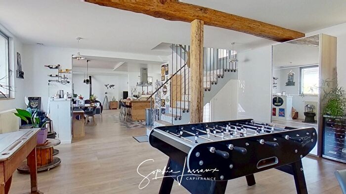 Vauréal, Le Village : Maison 9 pièces à vendre