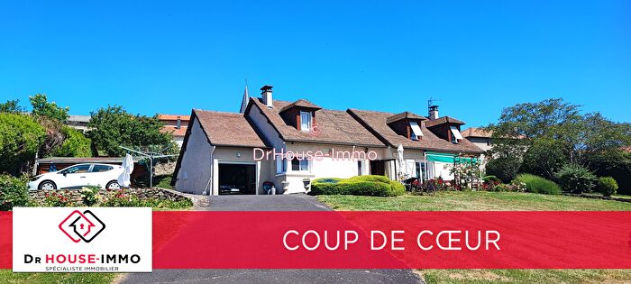 Védrines-Saint-Loup : Maison 7 pièces à vendre
