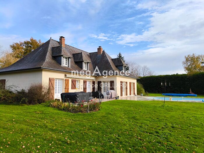 Maison à vendre - Châteaubriant, La Ferrière - 8 pièces - 5 chambres