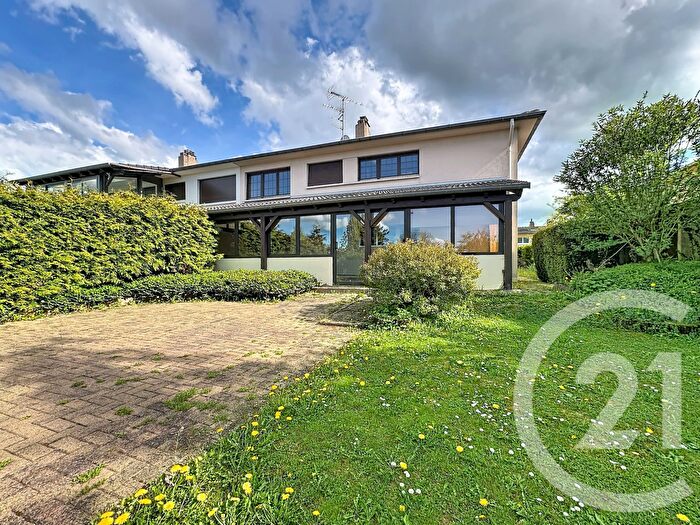 Maison à vendre - Fleury - 5 pièces - 3 chambres