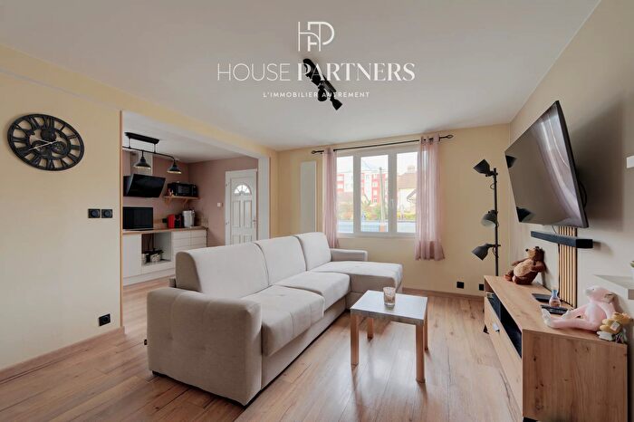 Maison à vendre - Mantes-la-Jolie, Gassicourt - 4 pièces - 3 chambres