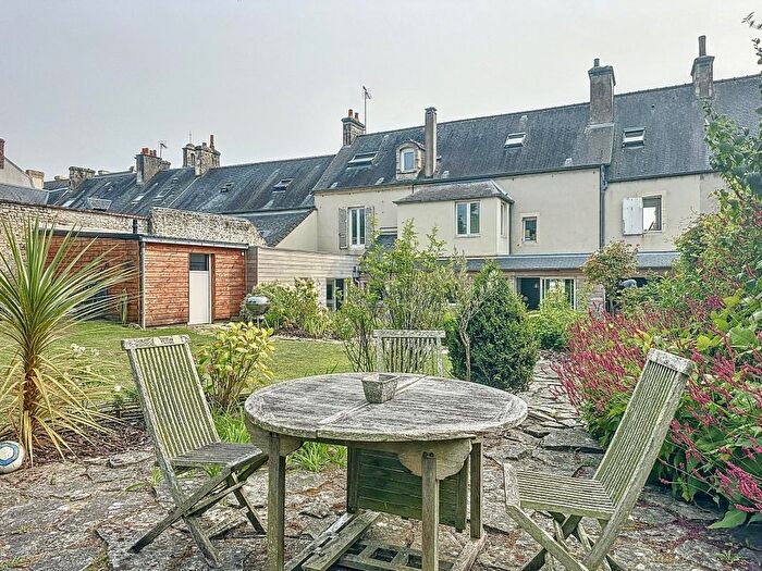 Maison à vendre - Bayeux - 7 pièces - 5 chambres