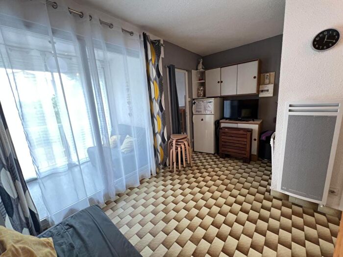 Appartement à vendre - Valras-Plage, Casino, Plage, Stade - 1 pièce