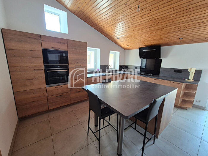 Maison 7 pièces à Thiré, à vendre