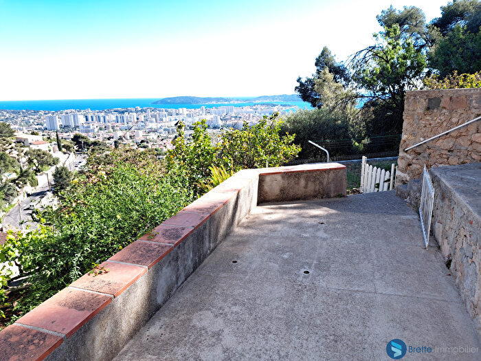 Appartement 2 pièces à Toulon, Sainte-Anne, à louer