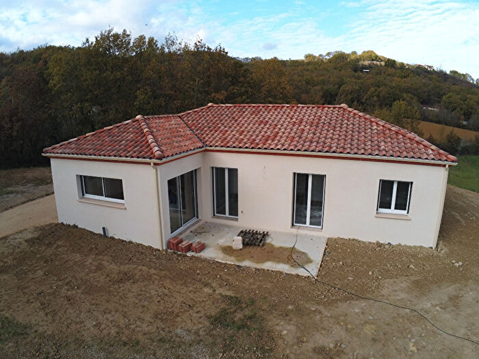 Maison 5 pièces à louer - Varen