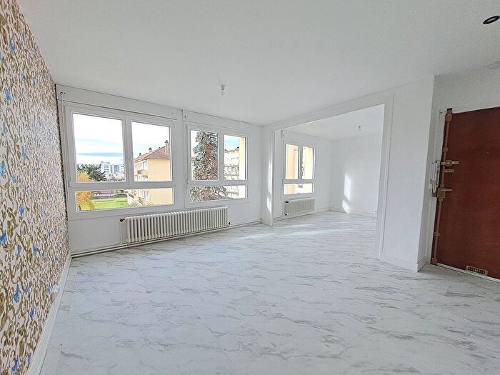 Appartement à louer - Champmaillot, Dijon - 4 pièces - 2 chambres