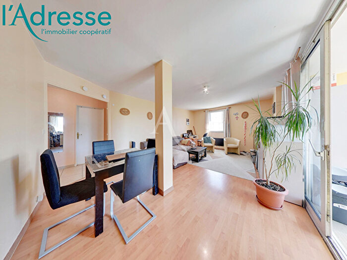 Noisiel, Ville nouvelle : Appartement 4 pièces à vendre