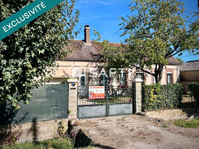 Pouy-sur-Vannes - Maison 5 pièces à vendre