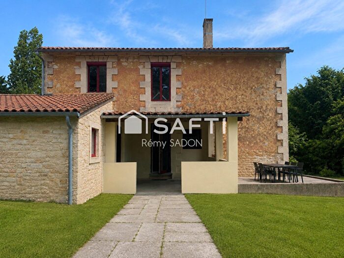 Maison 6 pièces à Cussac-Fort-Médoc, à vendre