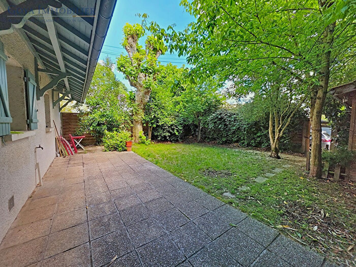Appartement à louer - Bordeaux, Pellegrin, Chaban-Delmas - 2 pièces - 1 chambre