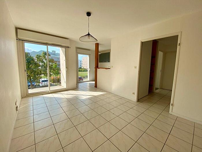 Appartement à louer - Caen, Folie Couvrechef - 2 pièces - 1 chambre