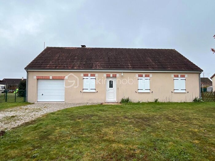 Maison à vendre - Coullons - 4 pièces - 3 chambres