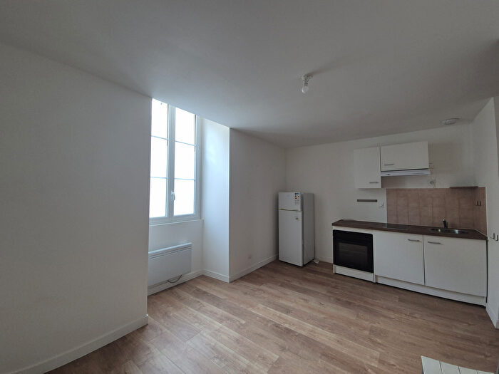 Appartement 2 pièces à louer - Sablé-sur-Sarthe, Centre-ville, Sillé le Guillaume