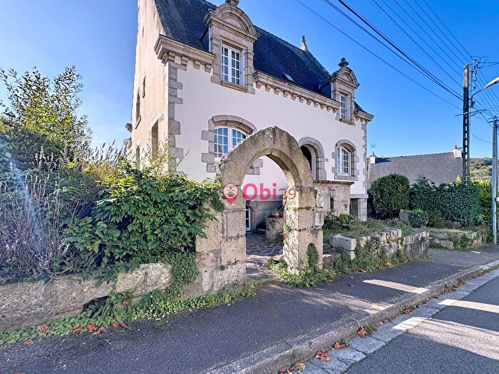 Maison à vendre - Châteaulin - 7 pièces - 5 chambres