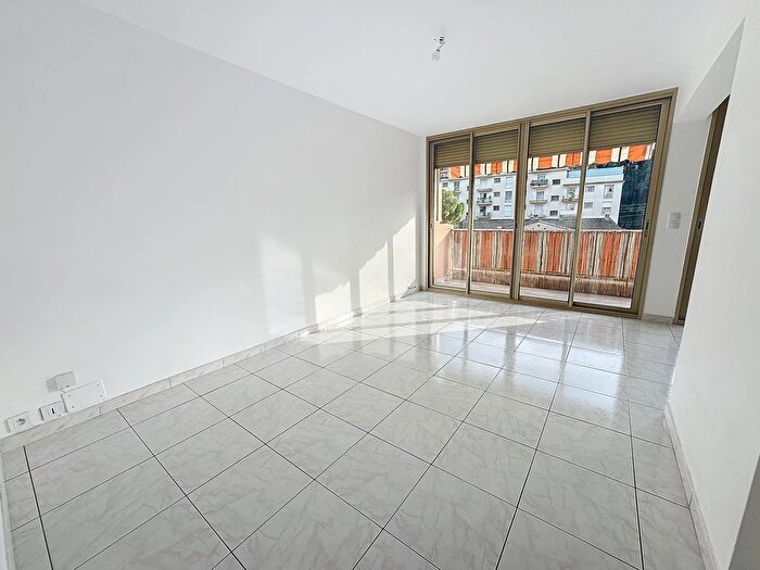 Antibes, Rabiac, Carriat, Les Semboules, Les Brusquets - Appartement 3 pièces à louer