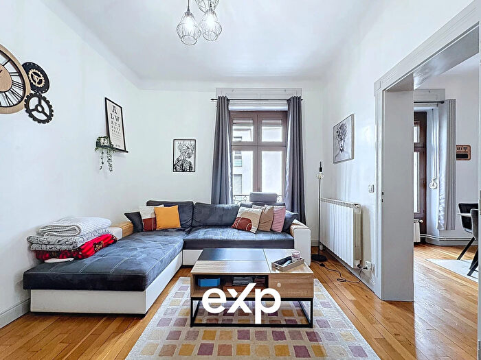 Appartement à vendre - Hayange, Centre-ville - 3 pièces - 2 chambres