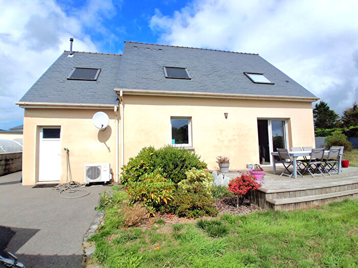Maison 6 pièces à vendre à Ploudaniel