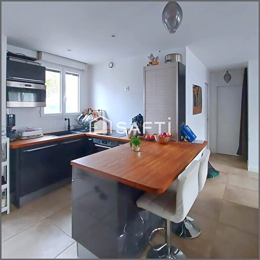 Appartement à vendre - Mantes-la-Ville, Louise Michel - 3 pièces - 2 chambres