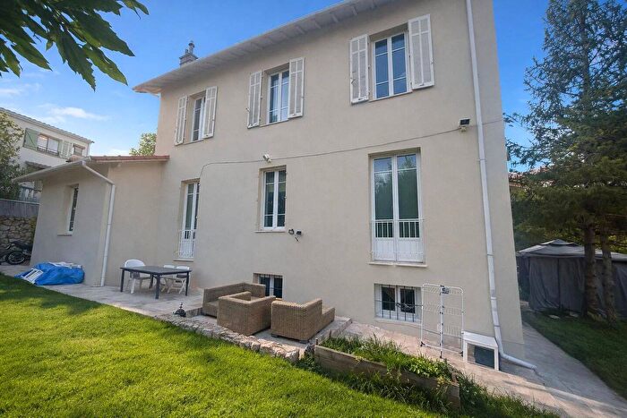 Croix des Gardes, Cannes : Appartement 3 pièces à louer
