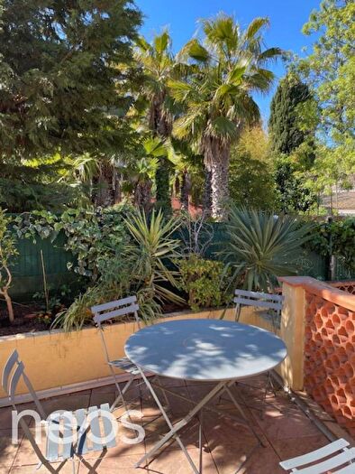 Appartement à vendre - Toulon, Aguillon - 4 pièces - 3 chambres