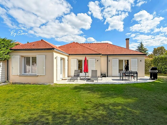Maison 8 pièces à vendre à Bussy-Saint-Georges, Clos, Tillet, Génitoy, Golf