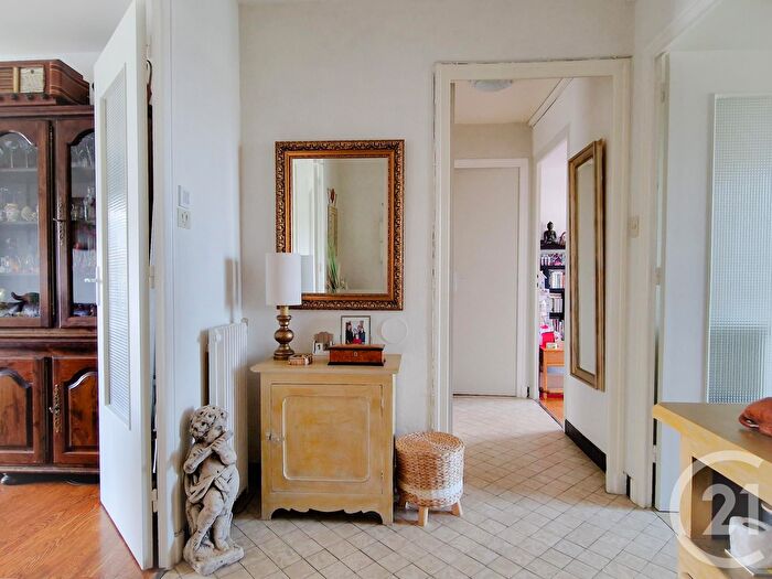 Appartement à vendre - Fontaine, Floralies - 3 pièces - 2 chambres