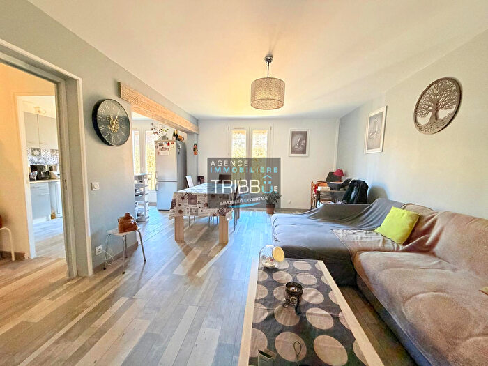 Maison à vendre - Llupia - 4 pièces - 3 chambres