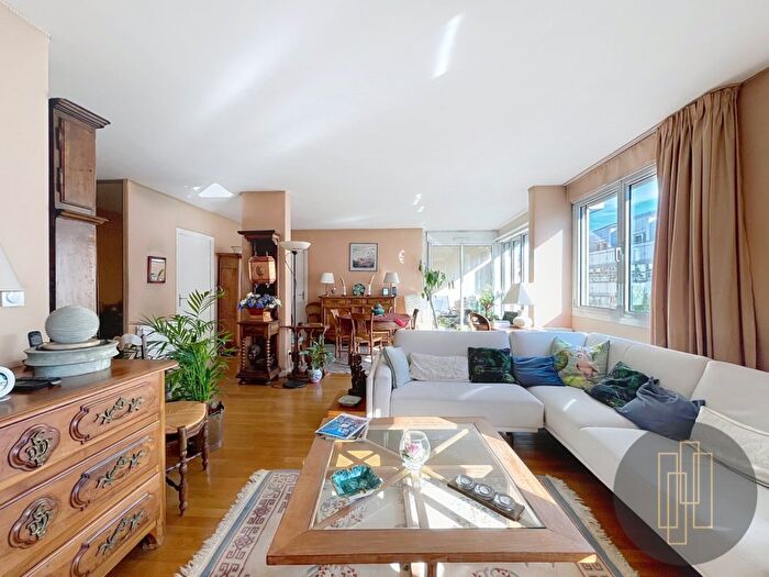 Appartement à vendre - Lyon e , Jean Macé - 5 pièces - 3 chambres