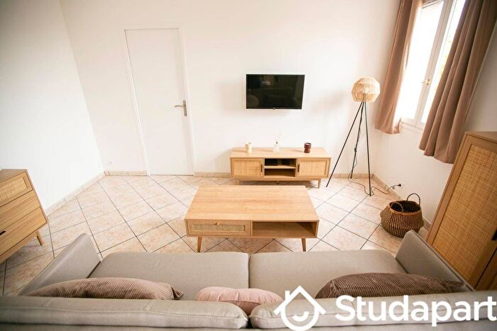 Ferrer-Émile Zola, Livry-Gargan : Appartement 1 pièce à louer