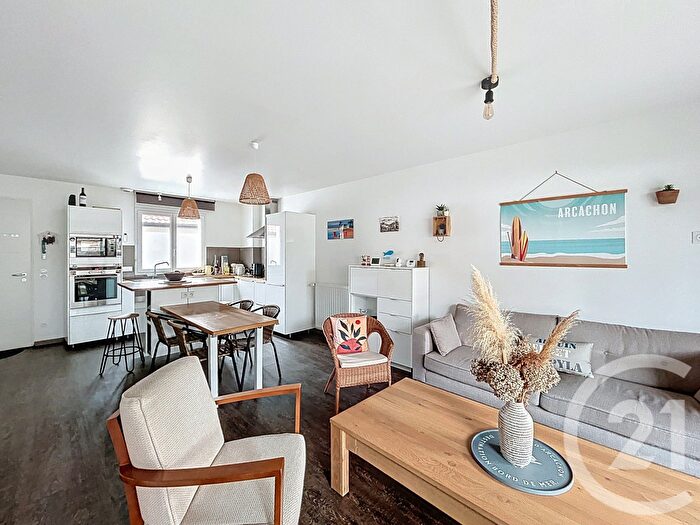 Maison à vendre - Gujan-Mestras, Centre-ville - 4 pièces - 3 chambres