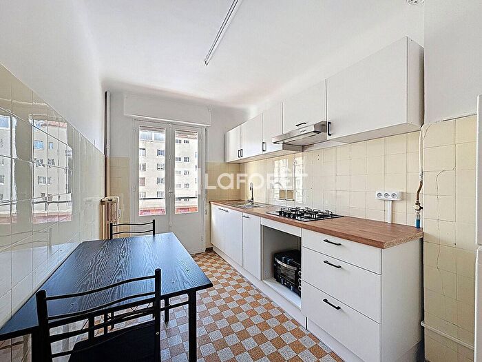 Appartement à louer - Bécon, Courbevoie - 2 pièces - 1 chambre