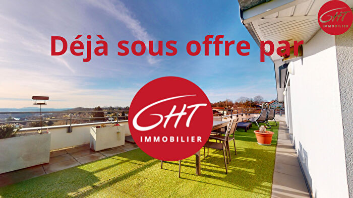 Appartement à vendre - Montfaucon - 5 pièces - 3 chambres