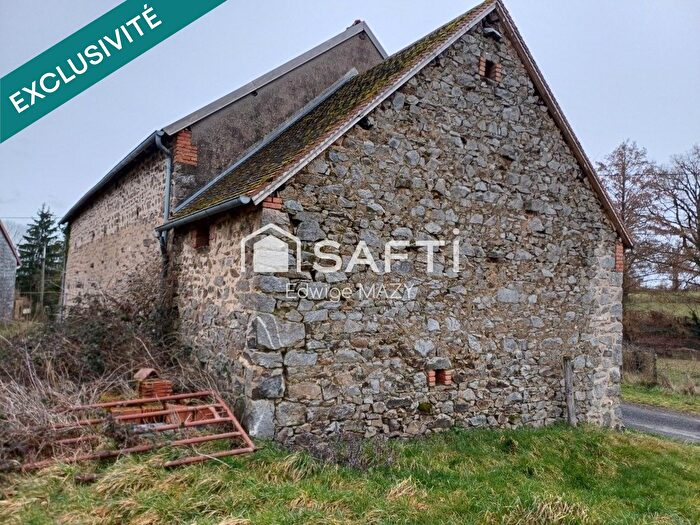 Maison à vendre - Lussat - 4 pièces - 2 chambres