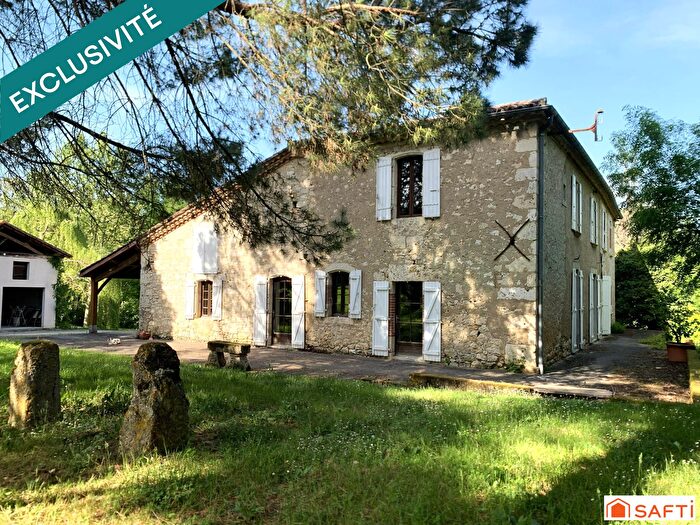 Maison 12 pièces à vendre à Saint-Clar