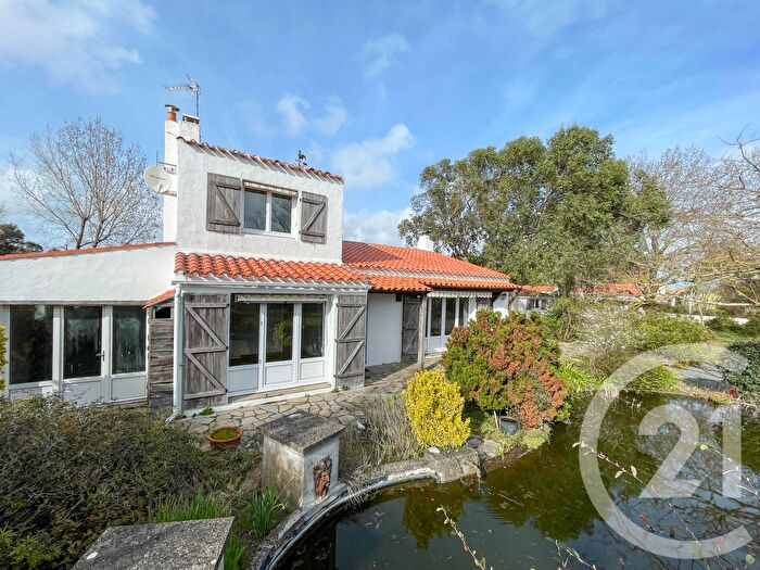 Maison à vendre - Château-dOlonne - 5 pièces - 3 chambres