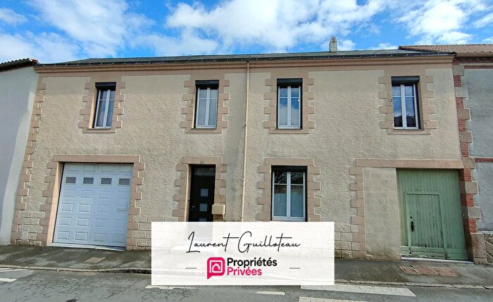 Maison à vendre - Chambretaud - 5 pièces - 3 chambres