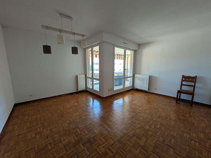 Appartement à vendre - Pont-Saint-Esprit - 4 pièces - 3 chambres