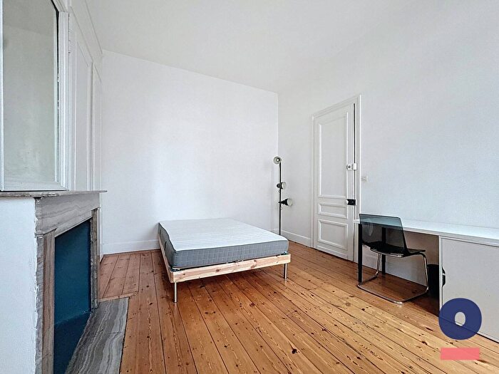 Centre, Lille : Maison 1 pièce à louer