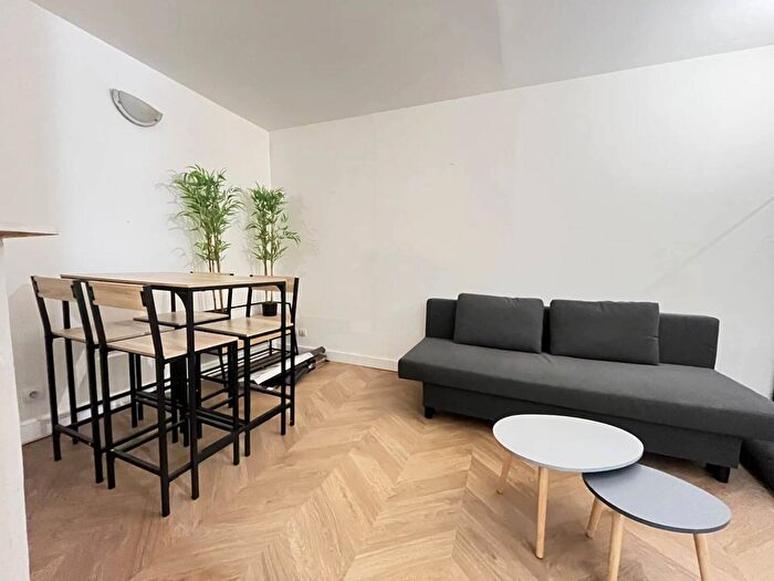 Appartement à louer - Salernes - 1 pièce