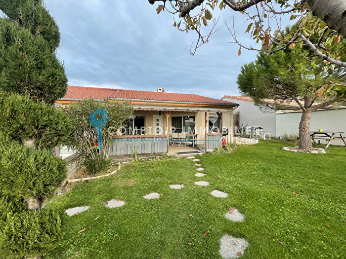 Maison à vendre - Barbières - 6 pièces - 4 chambres