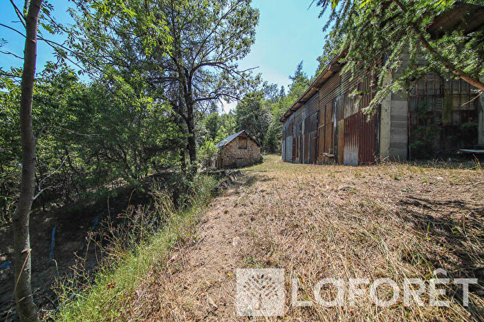 Embrun : Maison 2 pièces à vendre