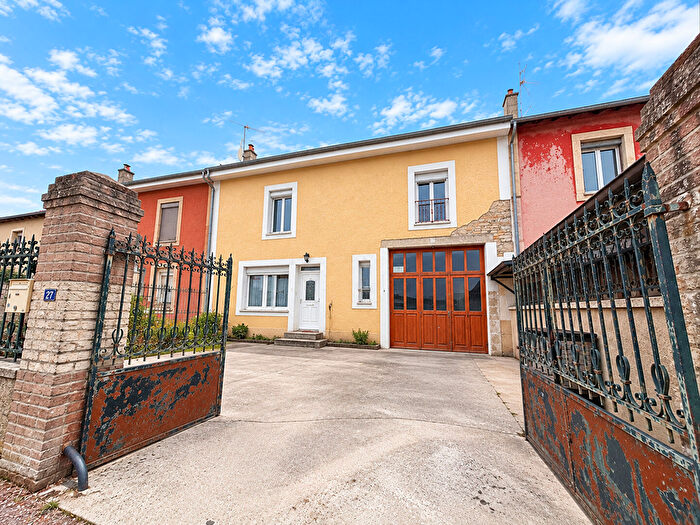 Roches-Bettaincourt : Maison 4 pièces à vendre