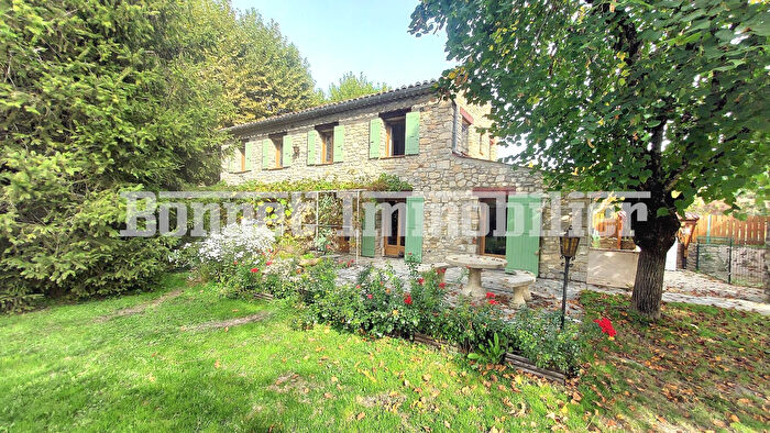 Maison à vendre - Sainte-Jalle - 7 pièces - 4 chambres