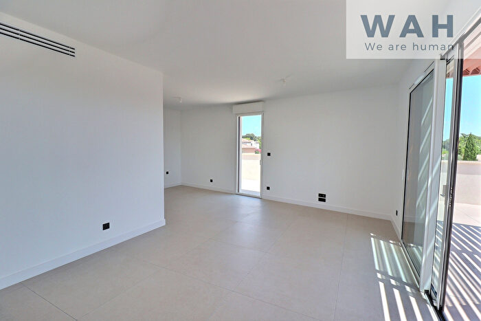 Appartement à vendre - Castries - 4 pièces - 3 chambres